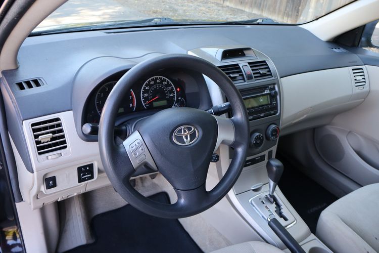 2012 Toyota Corolla LE | Victory Motors of Colorado