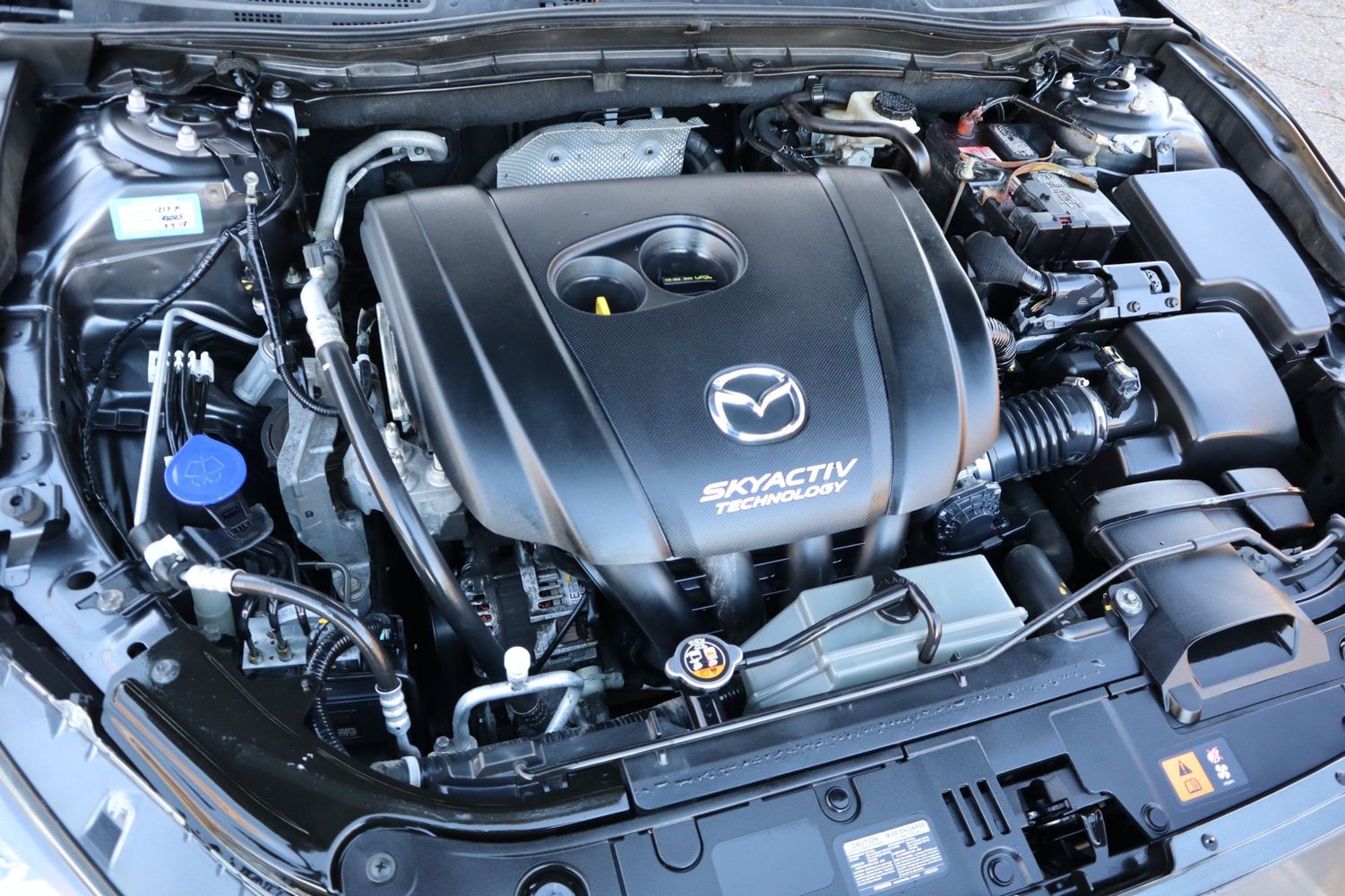 2015 Mazda 3 i Sport | Victory Motors of Colorado