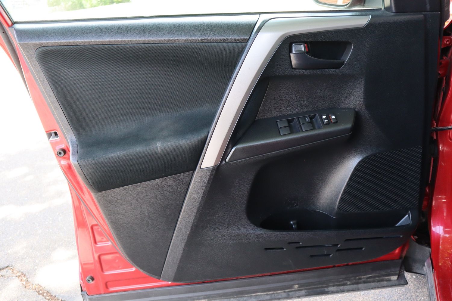 2016 Toyota RAV4 LE | Victory Motors of Colorado