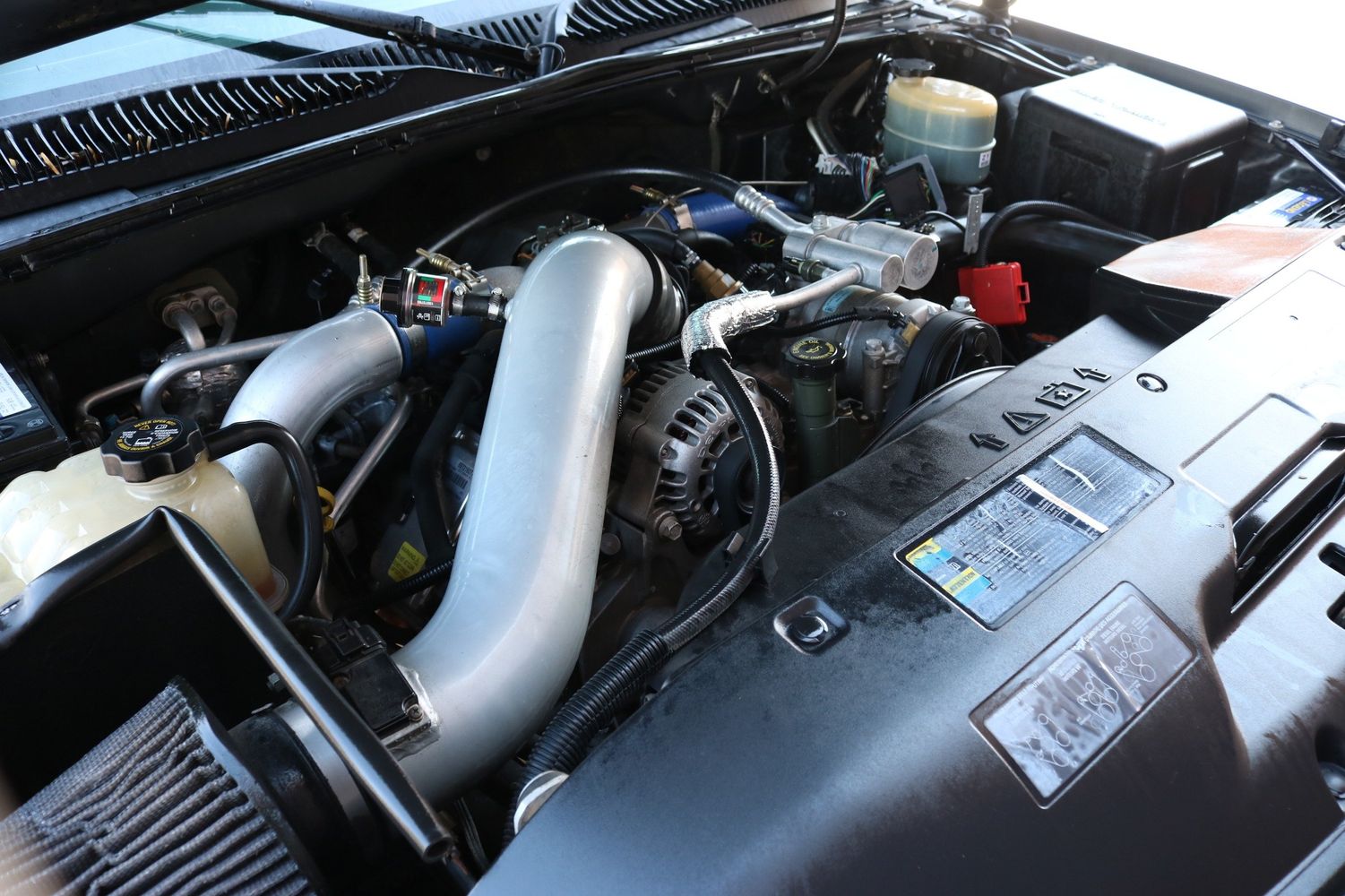 2002 Chevrolet Silverado 2500HD LS | Victory Motors of Colorado