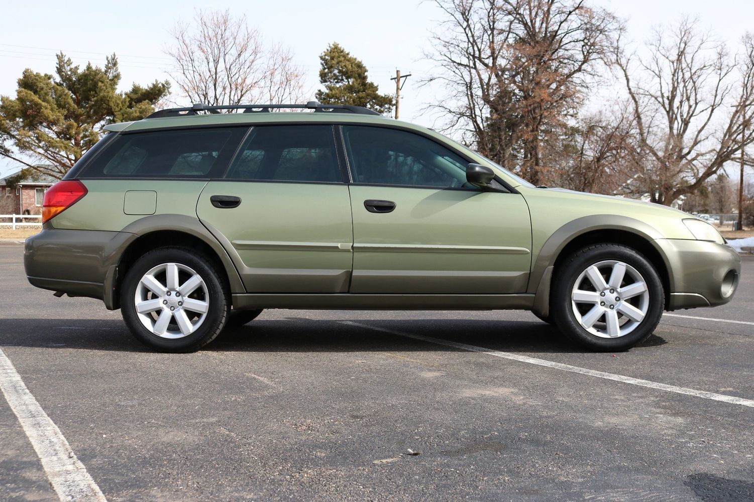 2006 Subaru Outback 2.5i | Victory Motors of Colorado