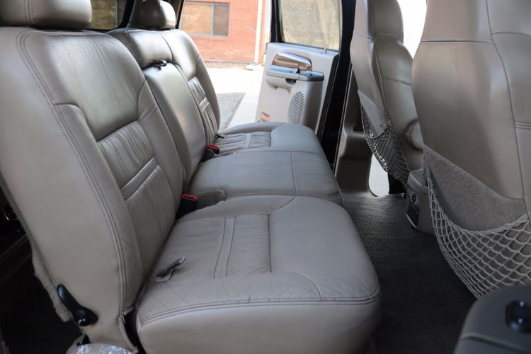 2000 Ford Excursion Limited | Victory Motors of Colorado