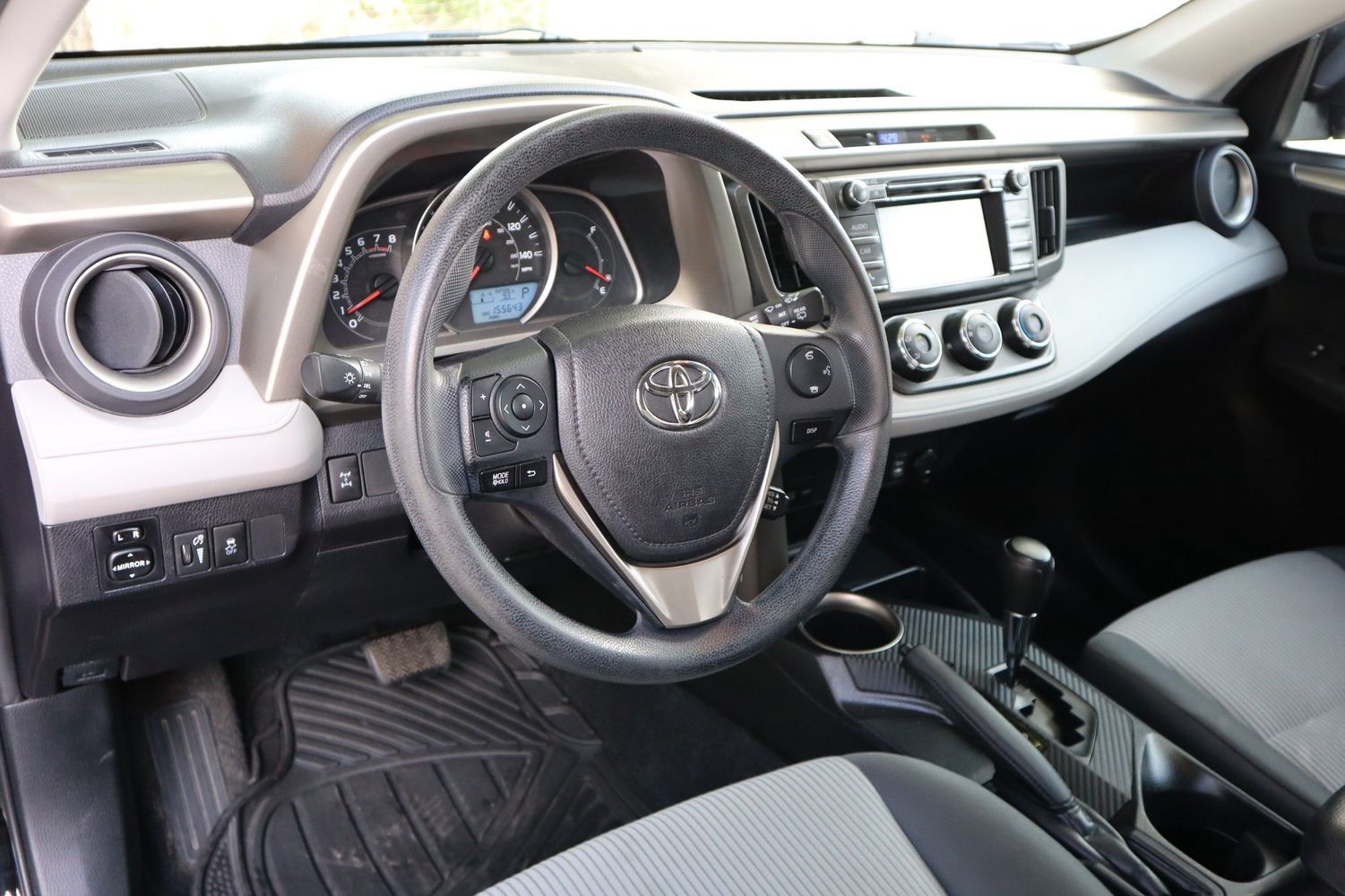 2014 Toyota RAV4 LE | Victory Motors of Colorado