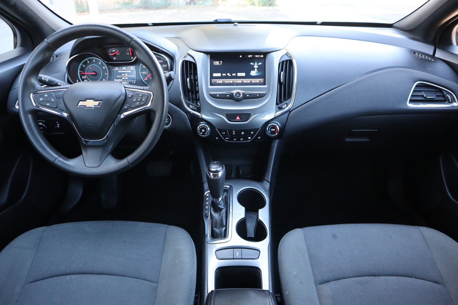 2017 Chevrolet Cruze LT Auto | Victory Motors of Colorado