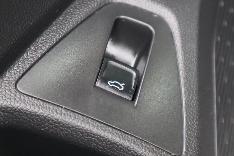 2020 Volkswagen Jetta 1.4T S ULEV | Victory Motors of Colorado