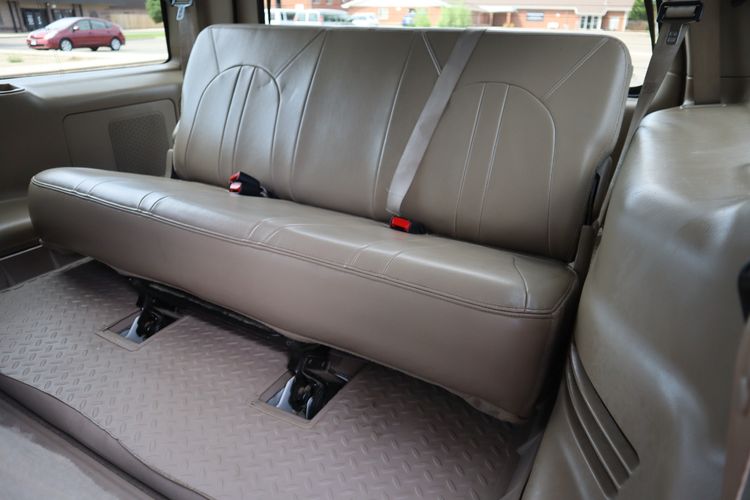 2000 Ford Expedition Eddie Bauer | Victory Motors of Colorado