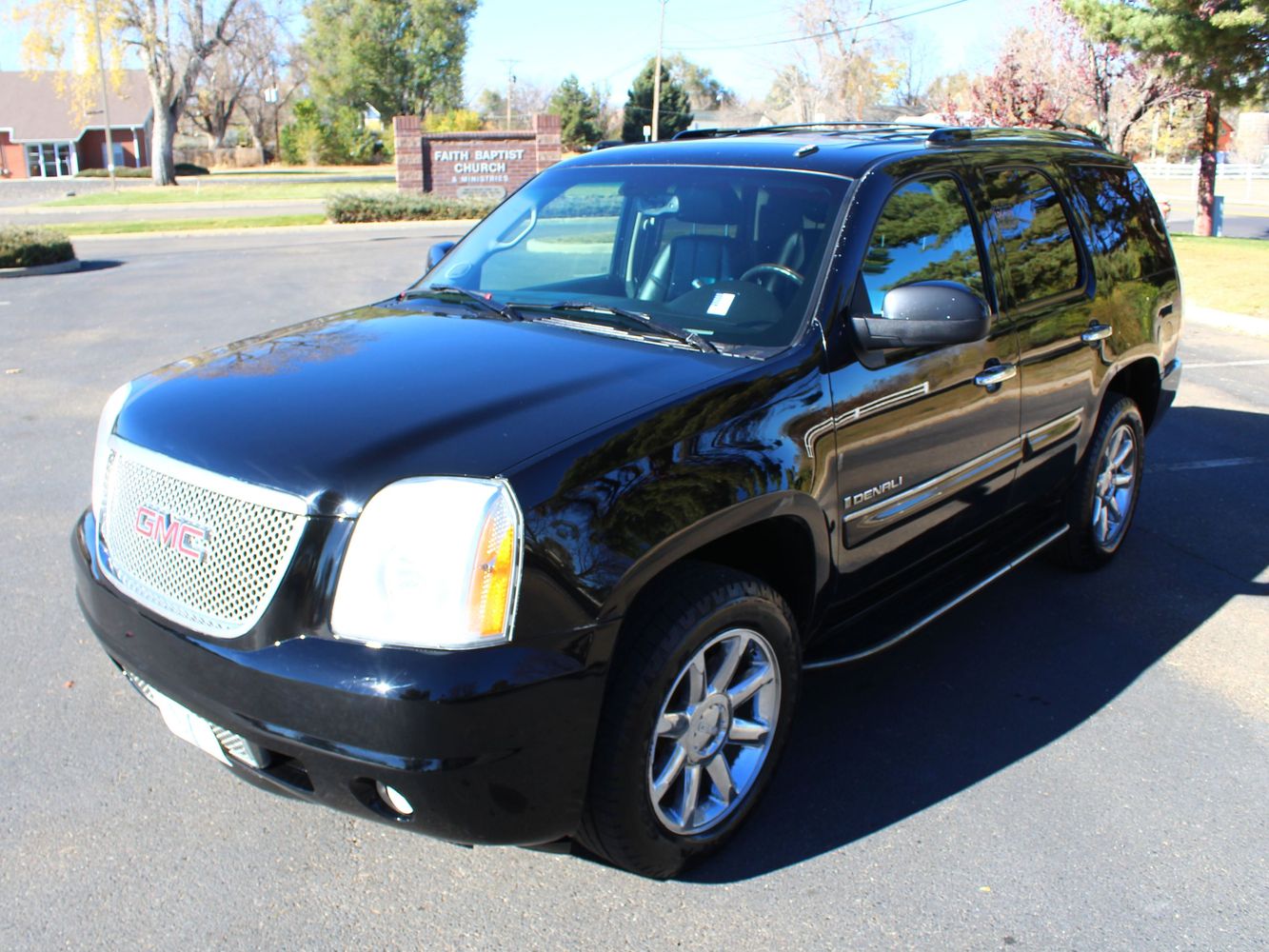 2007 GMC Yukon Denali | Victory Motors of Colorado
