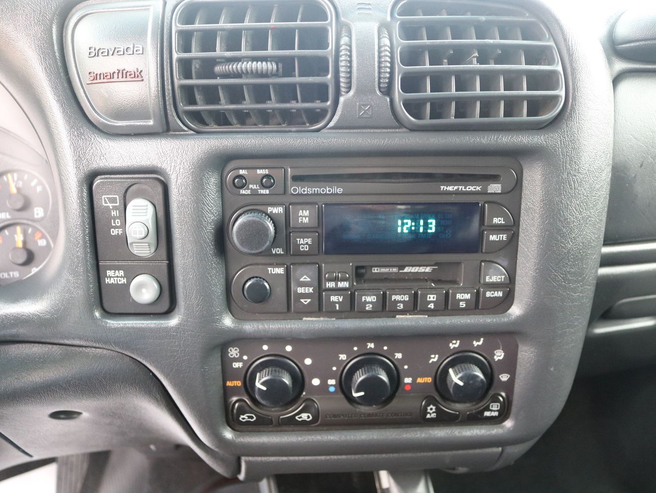 2001 Oldsmobile Bravada AWD | Victory Motors of Colorado