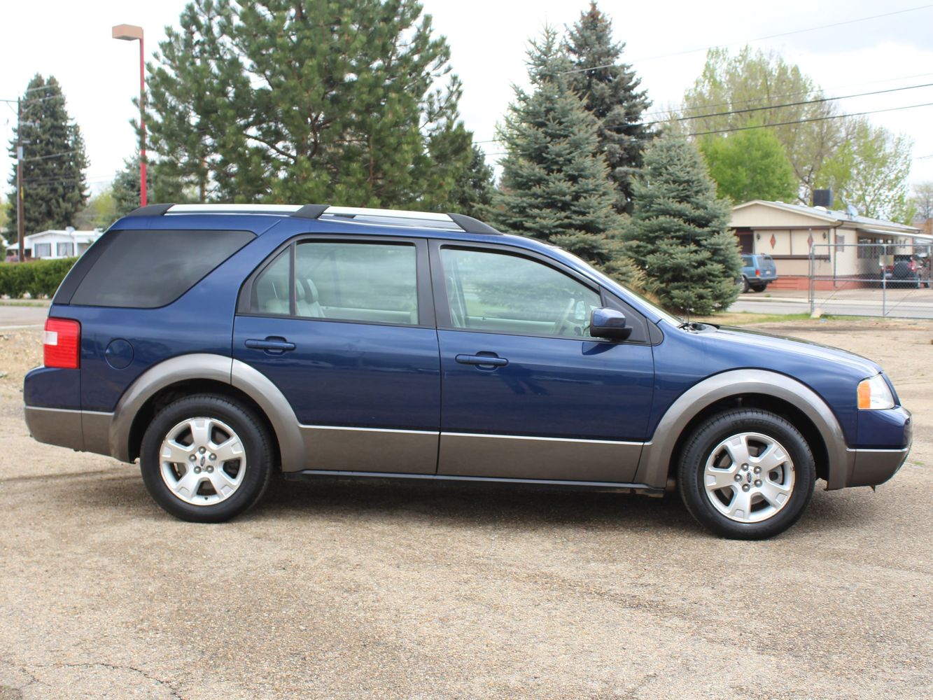 2005 Ford Freestyle SEL | Victory Motors of Colorado