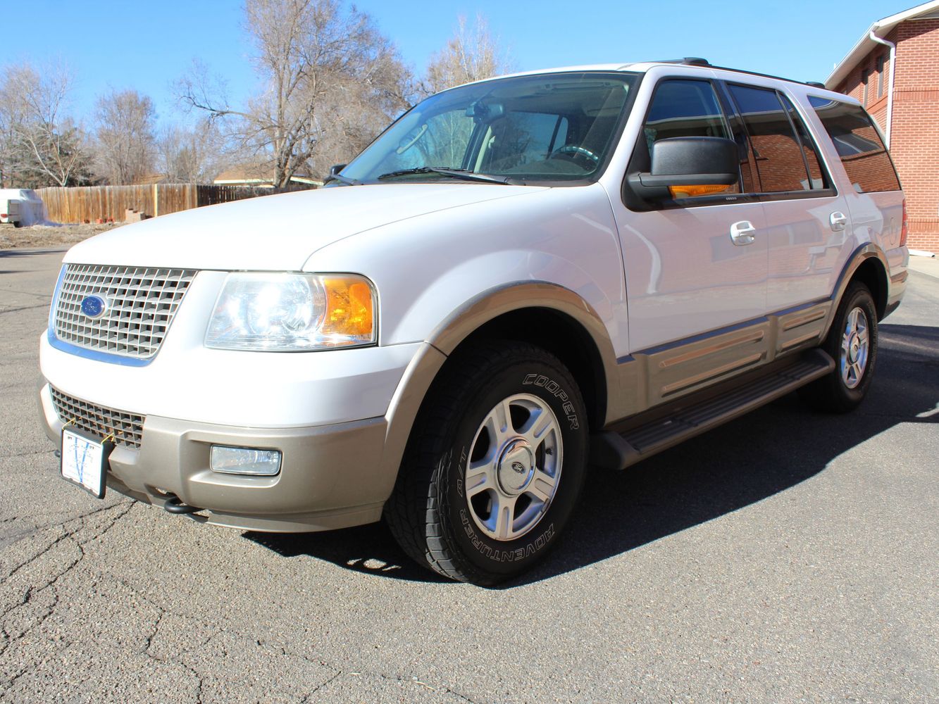 2004 Ford Expedition Eddie Bauer | Victory Motors of Colorado