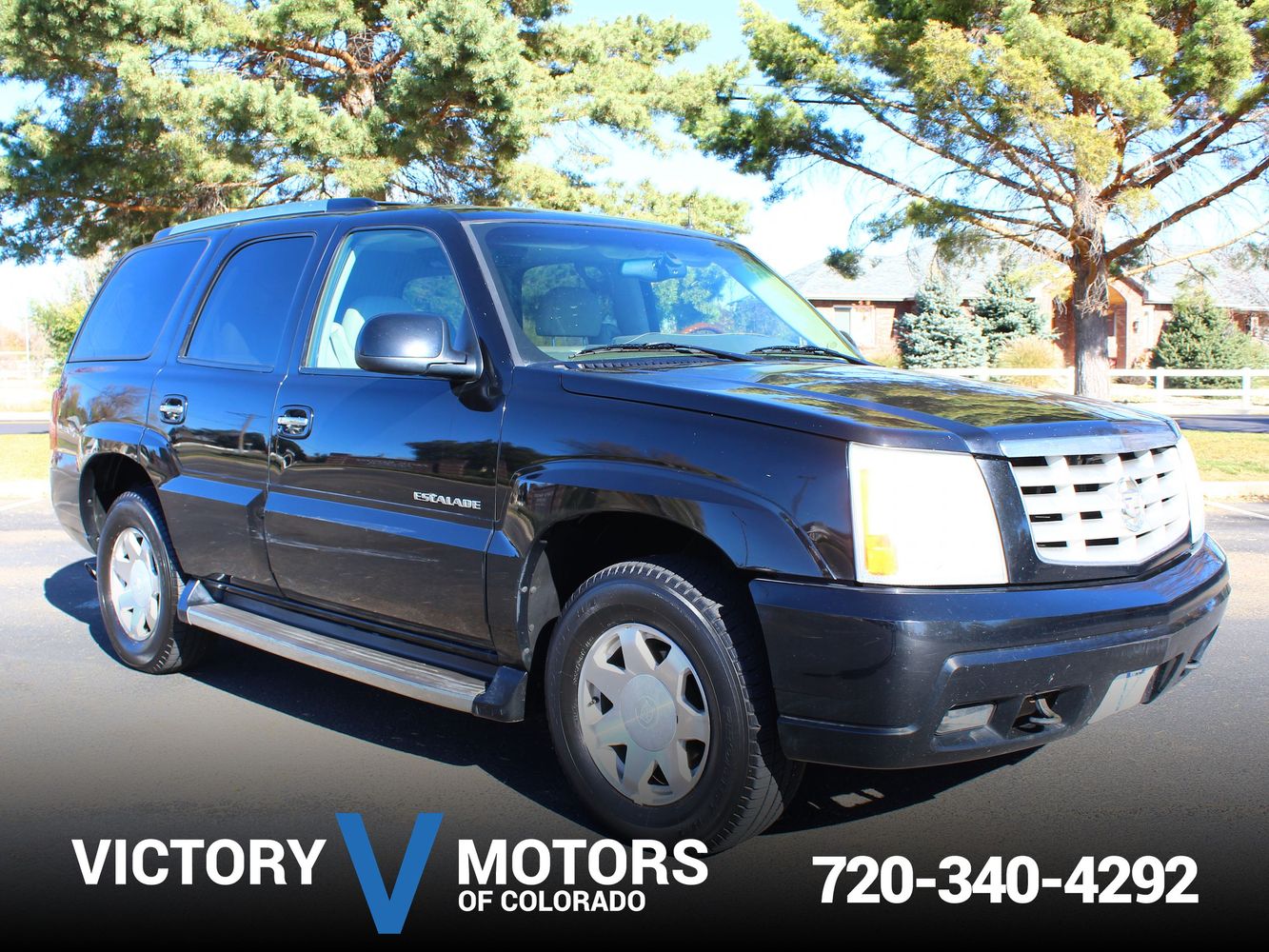 2002 Cadillac Escalade AWD | Victory Motors of Colorado