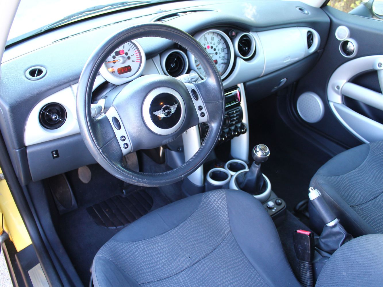 2002 MINI Cooper Base | Victory Motors of Colorado