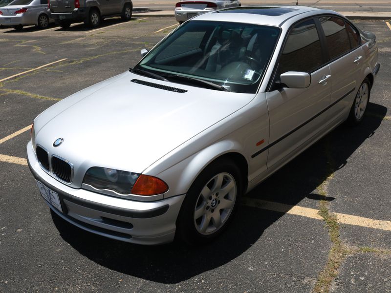 2000 BMW 3 Series Photos