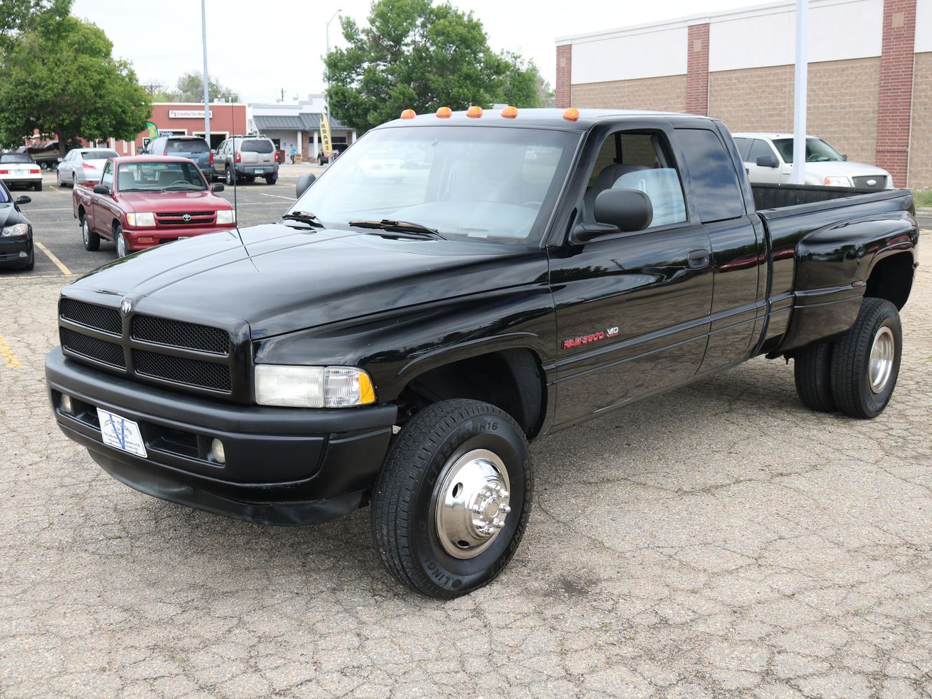 1998 Dodge Ram 3500 SLT | Victory Motors of Colorado