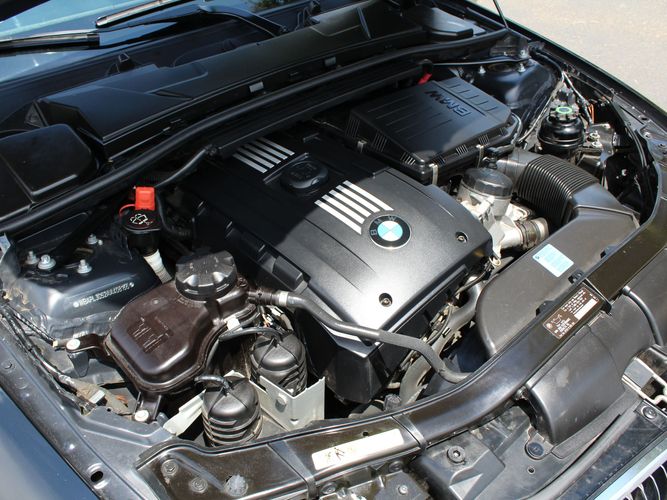 2010 BMW 335i xDrive | Victory Motors of Colorado