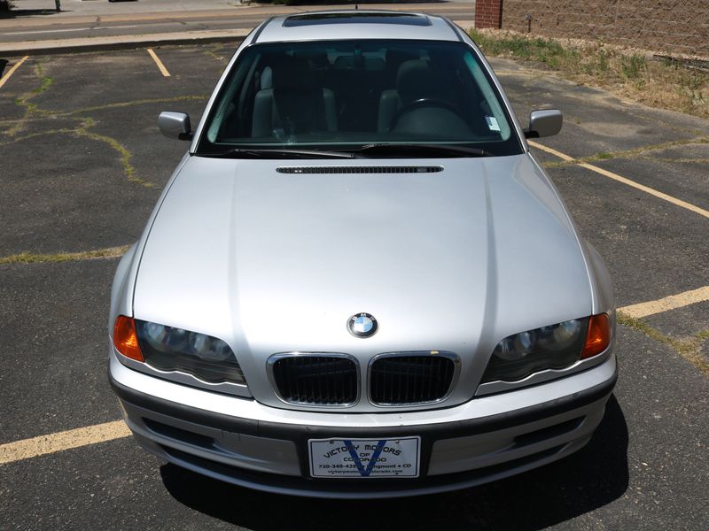 2000 BMW 3 Series Photos