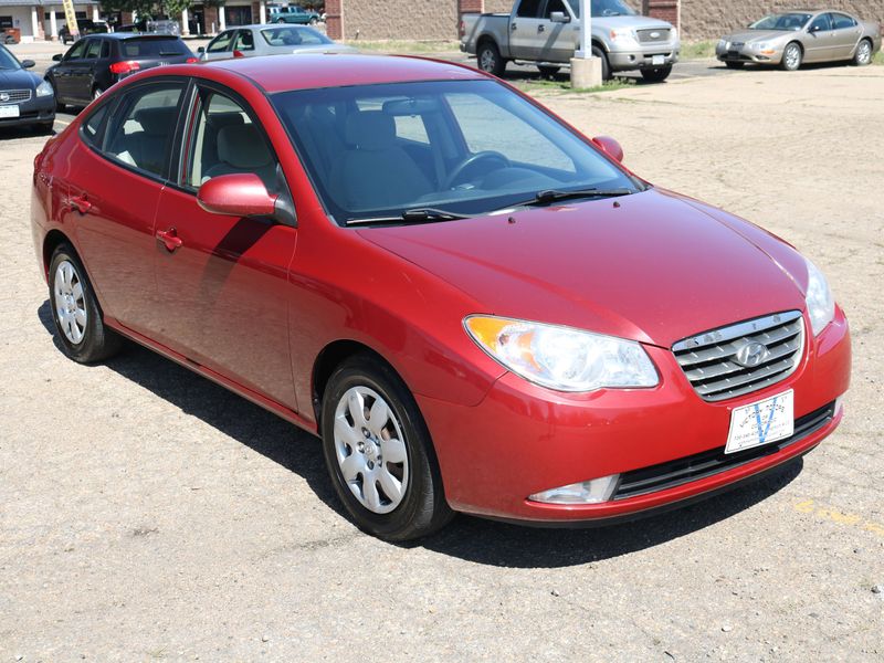2009 Hyundai Elantra Photos