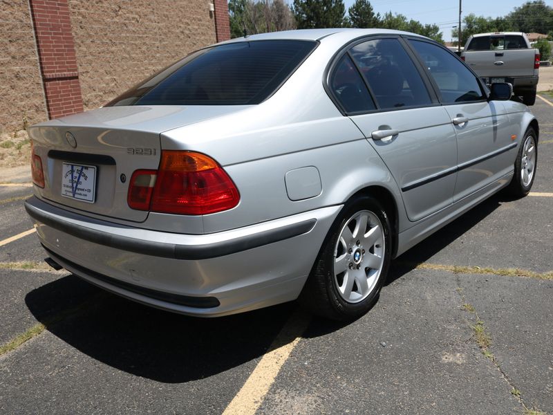 2000 BMW 3 Series Photos