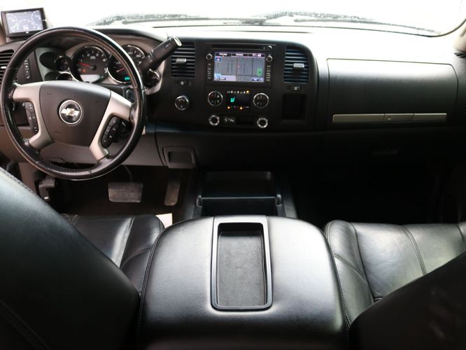 2007 Chevrolet Silverado 2500HD LTZ | Victory Motors of Colorado
