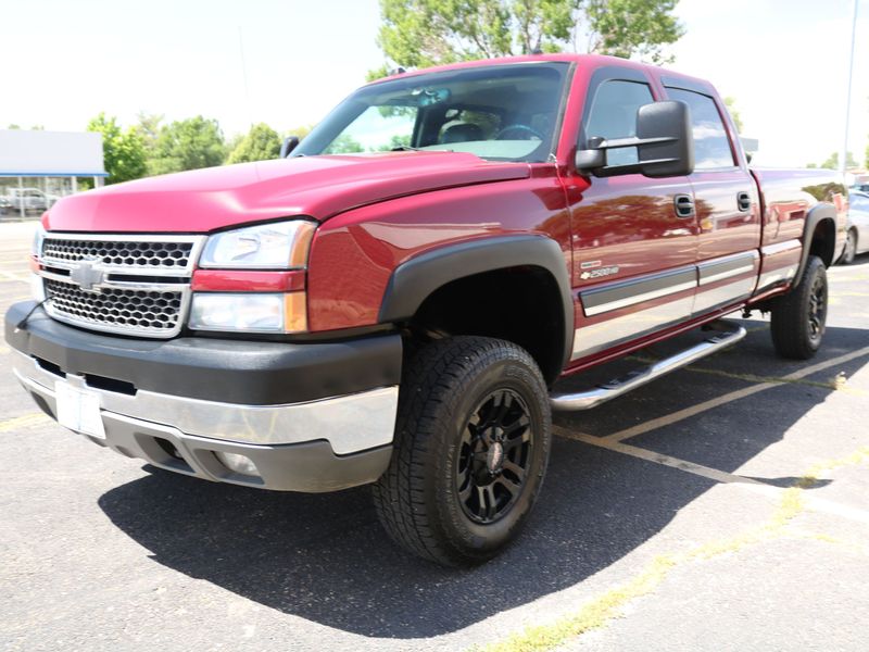 2005 Chevrolet Silverado 2500HD Photos