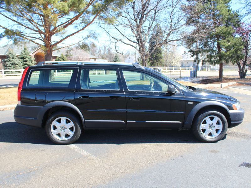 2006 Volvo XC70 Photos